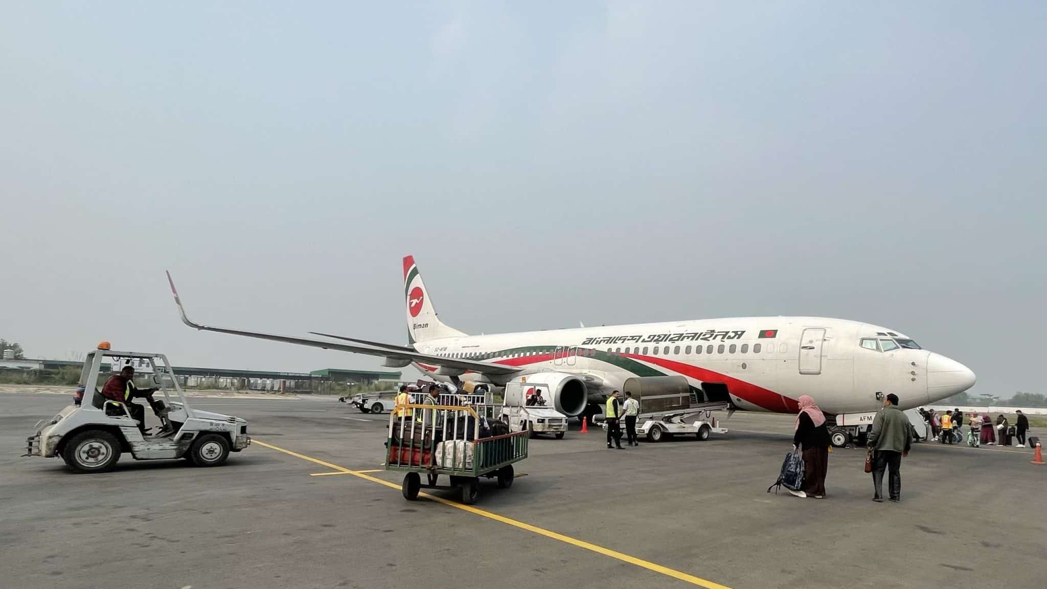 The Ultimate Biman Airlines B737 Business Class Flight Review (by a Pilot)