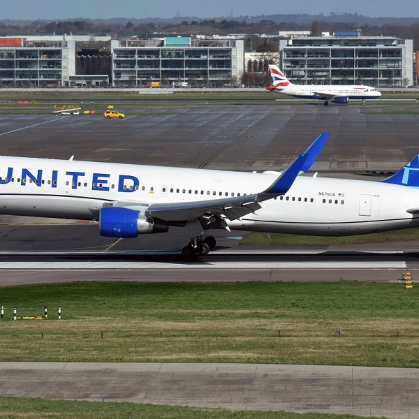 The Ultimate Biman Airlines B737 Business Class Flight Review (by a Pilot)