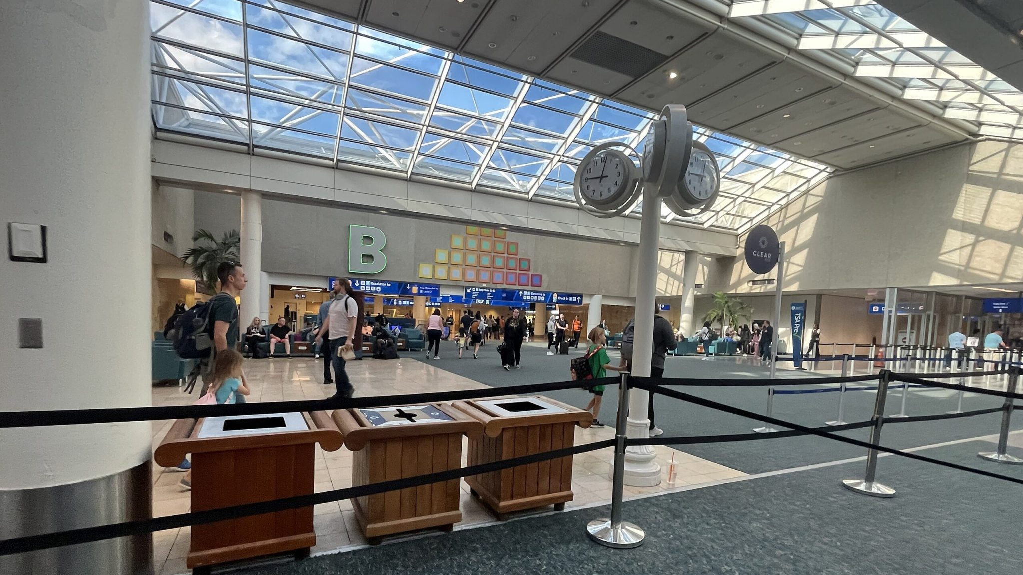 Ultimate 3-7 Hour Orlando Airport Layover Guide: By a Pilot